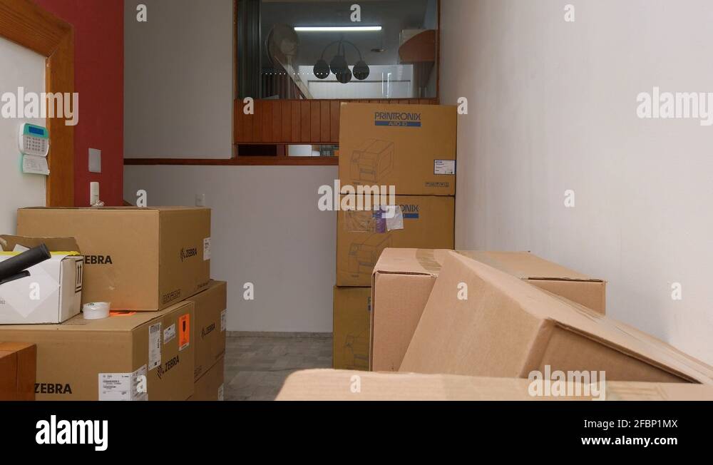 Job boxes Stock Videos & Footage - HD and 4K Video Clips - Alamy