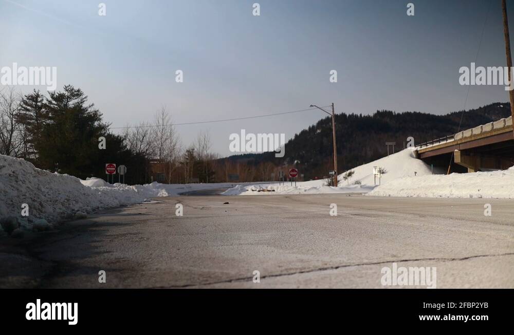 Car speeding up highway Stock Videos & Footage - HD and 4K Video Clips ...