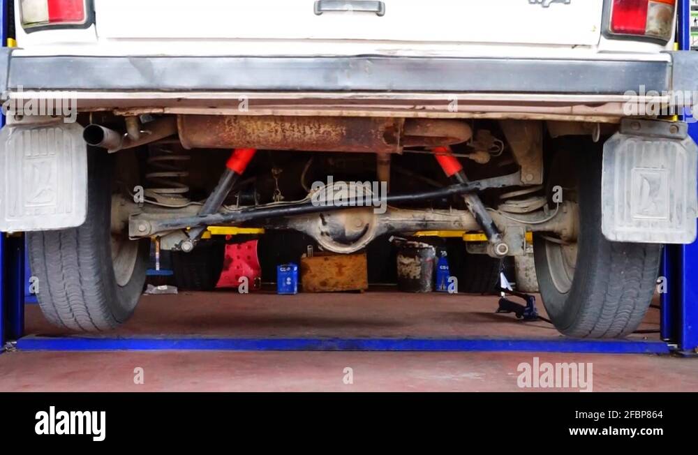 Car wheels turn Stock Videos & Footage - HD and 4K Video Clips - Alamy