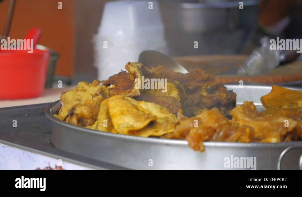 How to steam chicken Stock Videos & Footage - HD and 4K Video Clips - Alamy