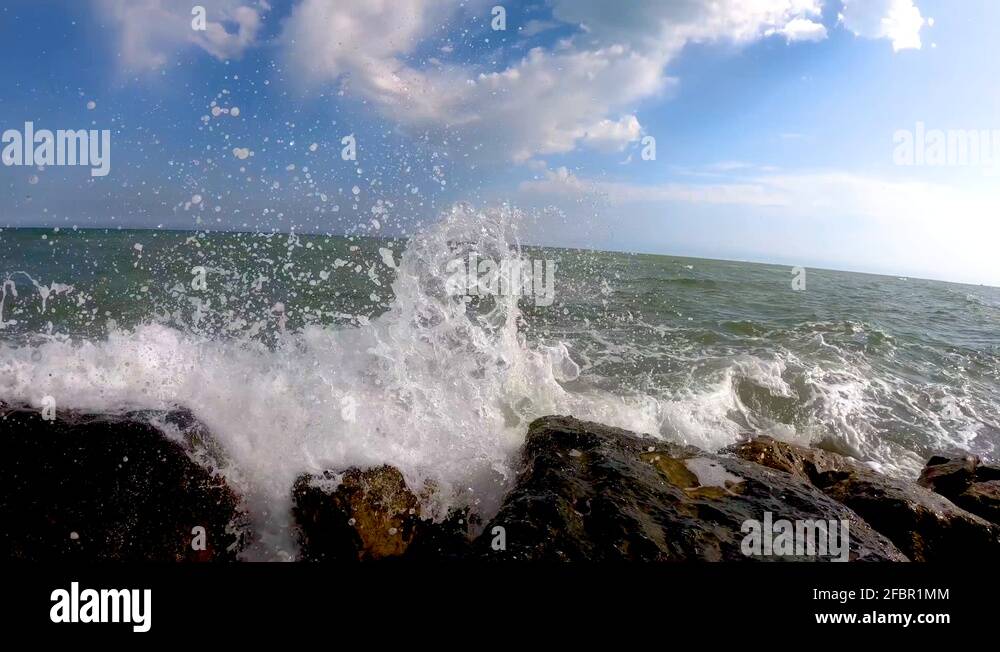 Splashing sound Stock Videos & Footage - HD and 4K Video Clips - Alamy