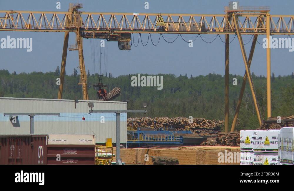 Lumber rail Stock Videos & Footage - HD and 4K Video Clips - Alamy
