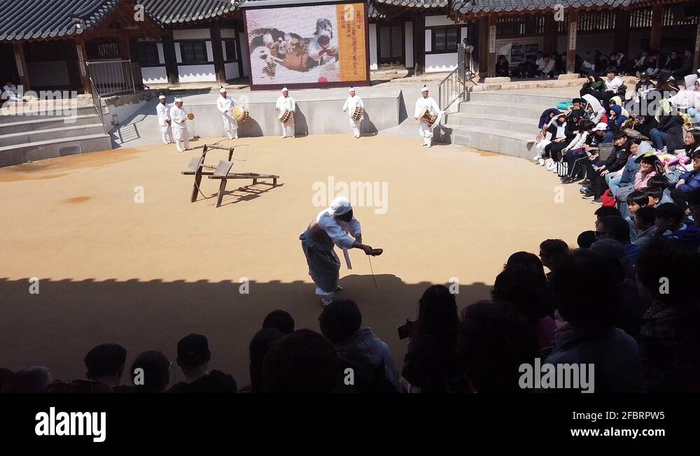 Korean folk dance performance actor dancing Stock Video Footage - Alamy