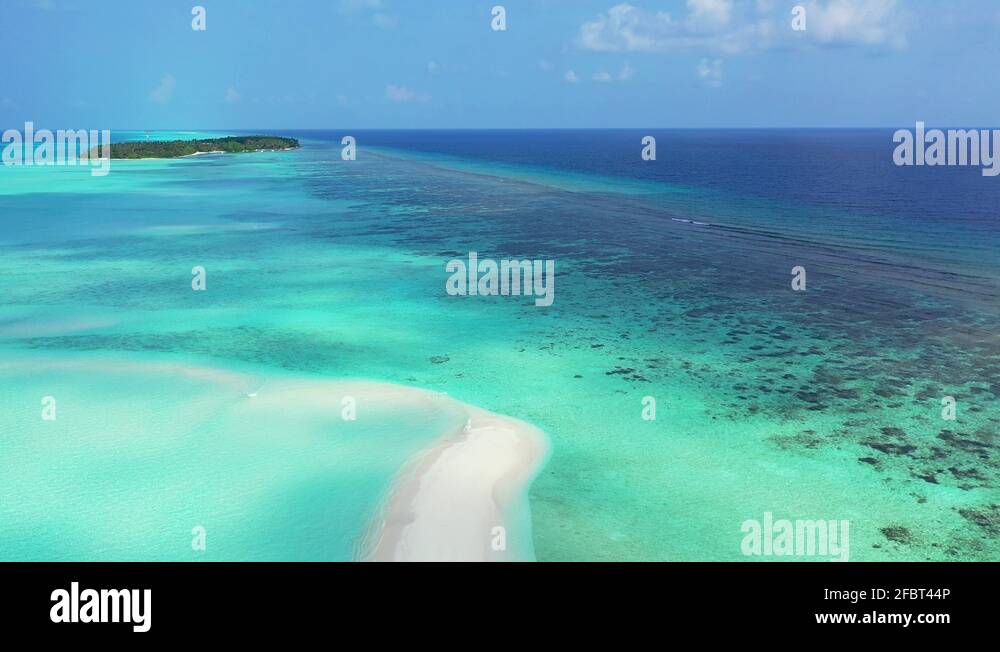 Sebastian Pool, Los Roques. Amazing view of Caribbean coral reef atoll ...