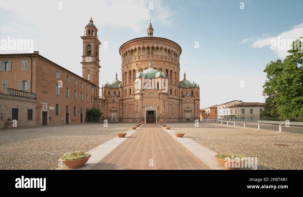 Della croce Stock Videos & Footage - HD and 4K Video Clips - Alamy