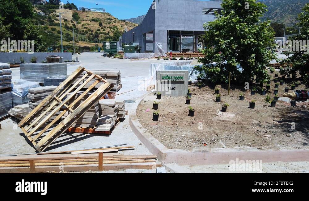 Malibu village Stock Videos & Footage - HD and 4K Video Clips - Alamy