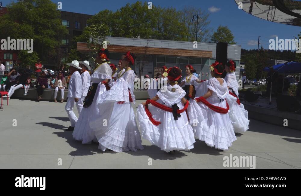 Folk dance mexico Stock Videos & Footage - HD and 4K Video Clips - Alamy