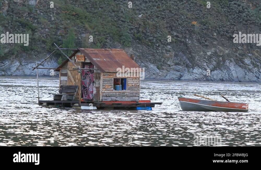 River house boat house Stock Videos & Footage - HD and 4K Video Clips ...