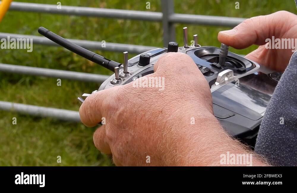 Remote of console Stock Videos & Footage - HD and 4K Video Clips - Alamy