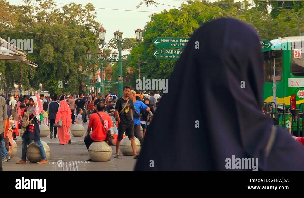 Malioboro jogja Stock Videos & Footage - HD and 4K Video Clips - Alamy