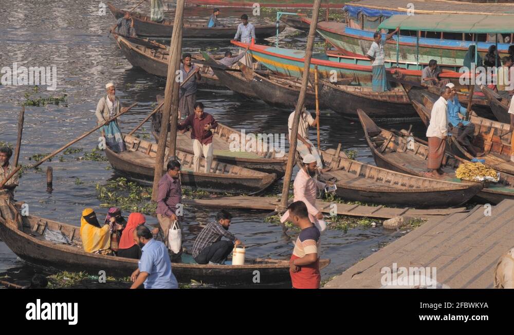 Veiled indian women Stock Videos & Footage - HD and 4K Video Clips - Alamy