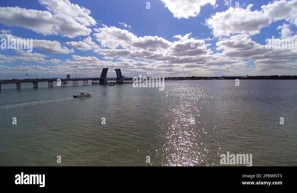 Causeway island Stock Videos & Footage - HD and 4K Video Clips - Alamy
