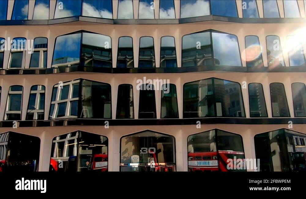 London double decker red bus Stock Videos & Footage - HD and 4K Video ...