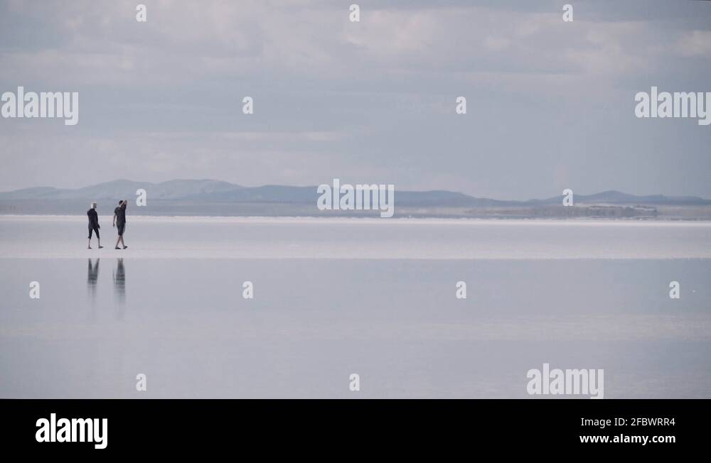 Uyuni salar people Stock Videos & Footage - HD and 4K Video Clips - Alamy
