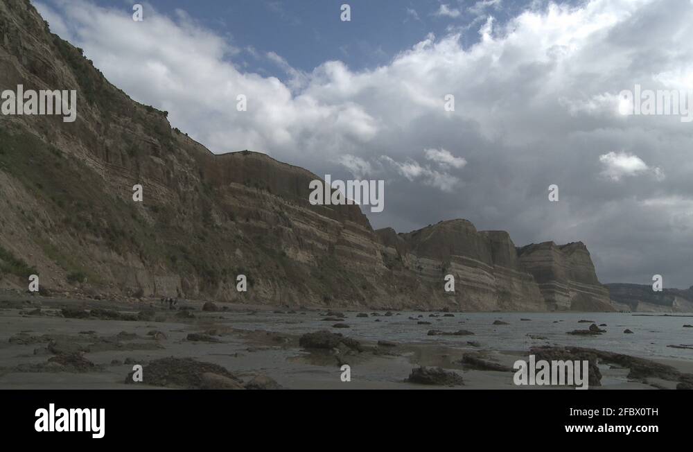 Cliffs of fossils Stock Videos & Footage - HD and 4K Video Clips - Alamy