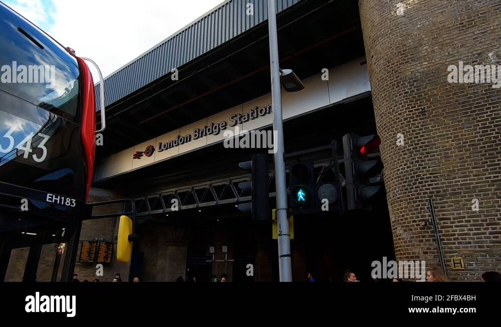 London bridge station Stock Videos & Footage - HD and 4K Video Clips ...