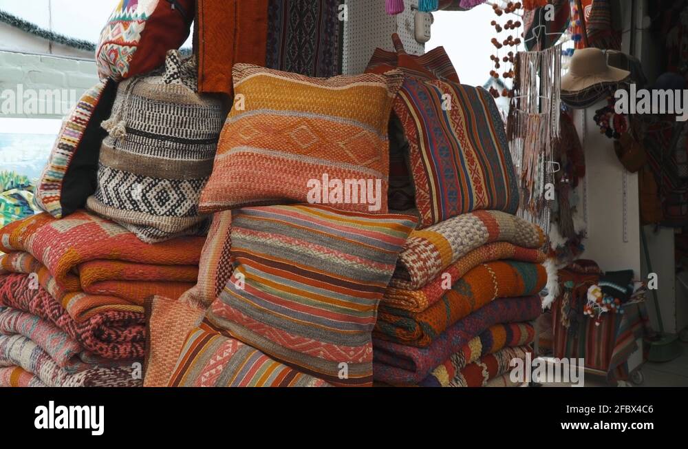Peruvian textiles Stock Videos & Footage - HD and 4K Video Clips - Alamy