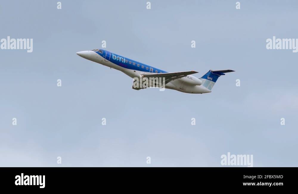 Embraer of Flybmi takes off Stock Video Footage - Alamy