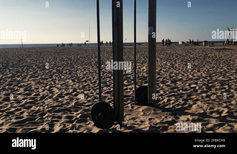 Barbell beach Stock Videos & Footage - HD and 4K Video Clips - Alamy