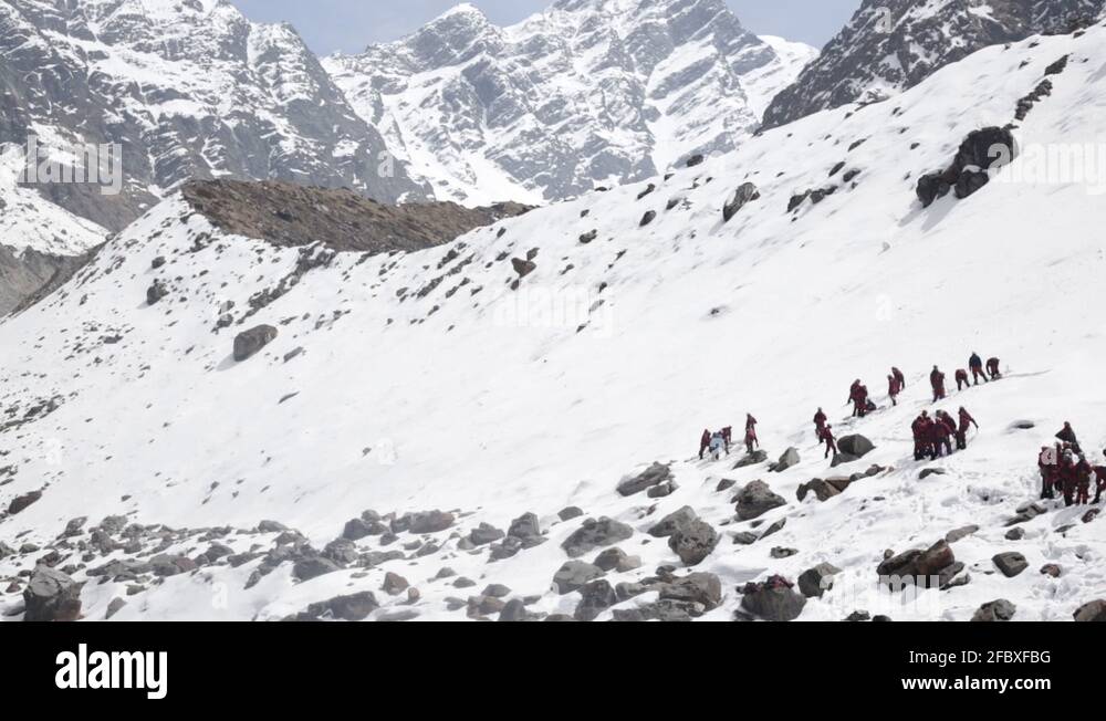 Snow in himalayas Stock Videos & Footage - HD and 4K Video Clips - Alamy