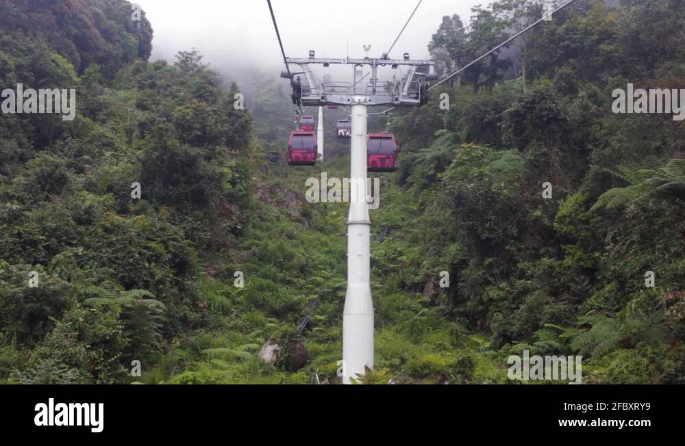 Cable car genting Stock Videos & Footage - HD and 4K Video Clips - Alamy