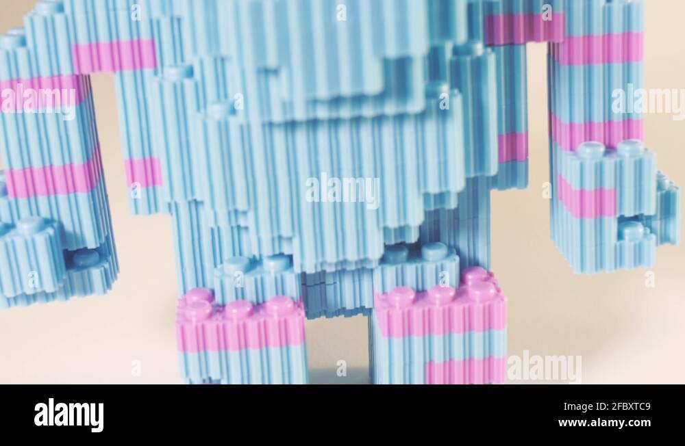 Purple lego Stock Videos & Footage - HD and 4K Video Clips - Alamy