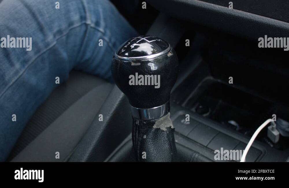 Gear with hand Stock Videos & Footage - HD and 4K Video Clips - Alamy