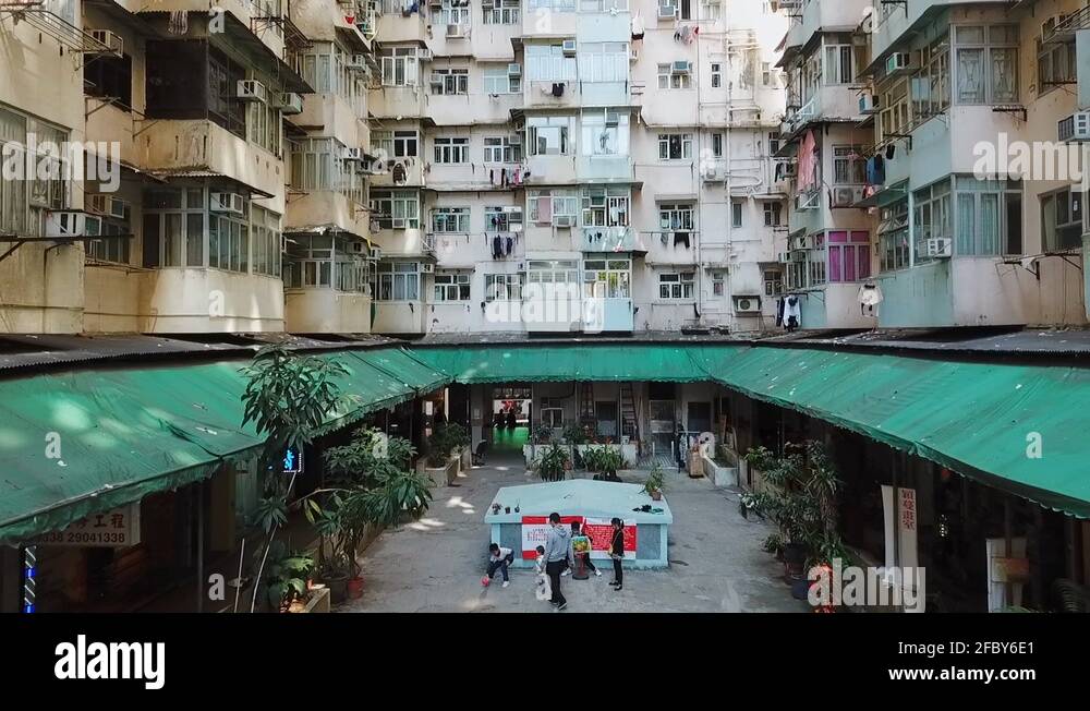 Rundown high street Stock Videos & Footage - HD and 4K Video Clips - Alamy