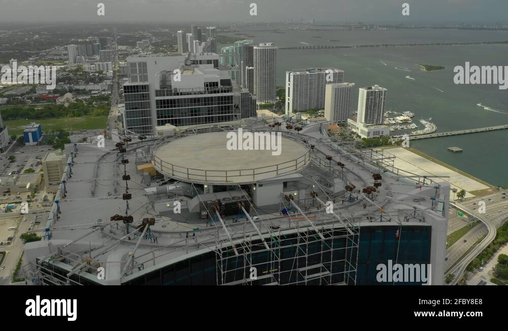 Miami skyscraper Stock Videos & Footage - HD and 4K Video Clips - Alamy