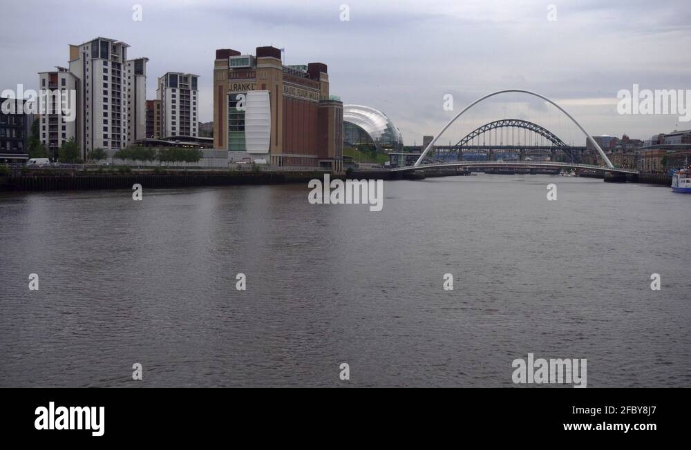 Classic view of Newcastle upon Tyne with the famous bridges in ...