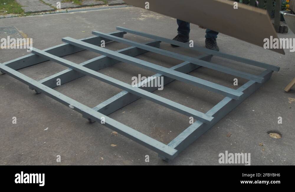 Sheet frame Stock Videos & Footage - HD and 4K Video Clips - Alamy