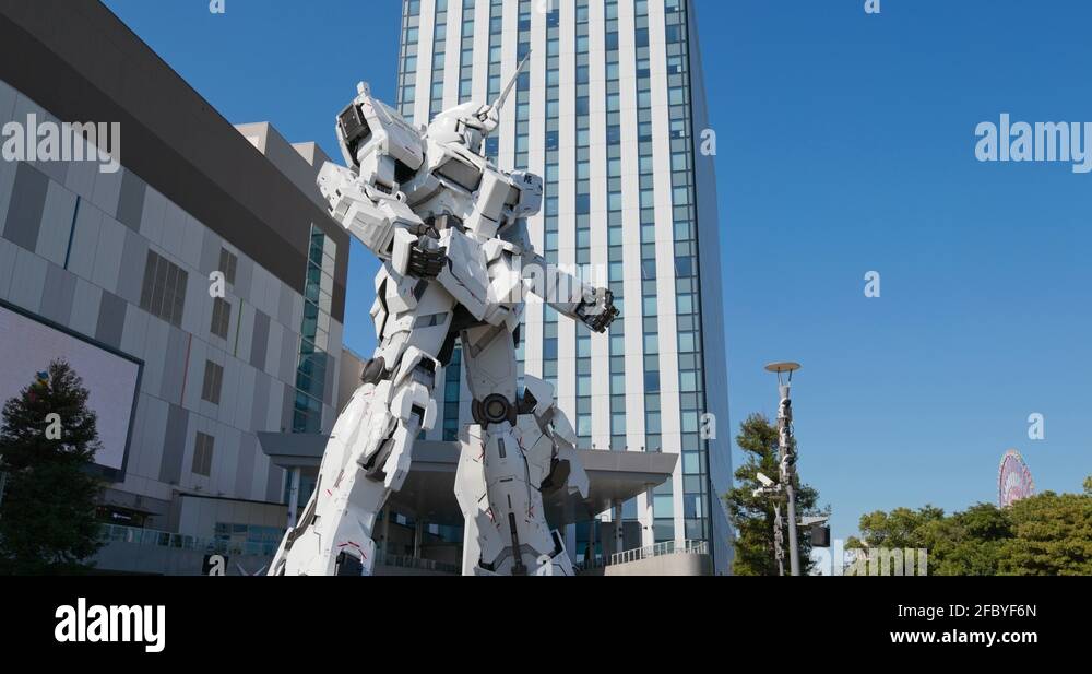 Tokyo, Japan 30 June 2019: Unicorn Gundam robot statue in odaiba Stock ...