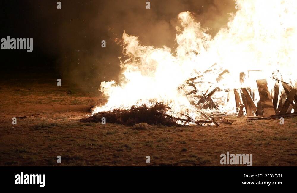 Bone fire Stock Videos & Footage - HD and 4K Video Clips - Alamy