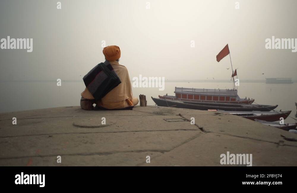 Varanasi city life Stock Videos & Footage - HD and 4K Video Clips - Alamy