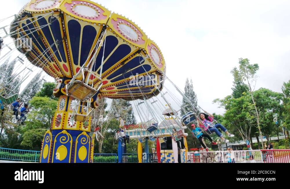 Swing ride amusement park Stock Videos & Footage - HD and 4K Video ...