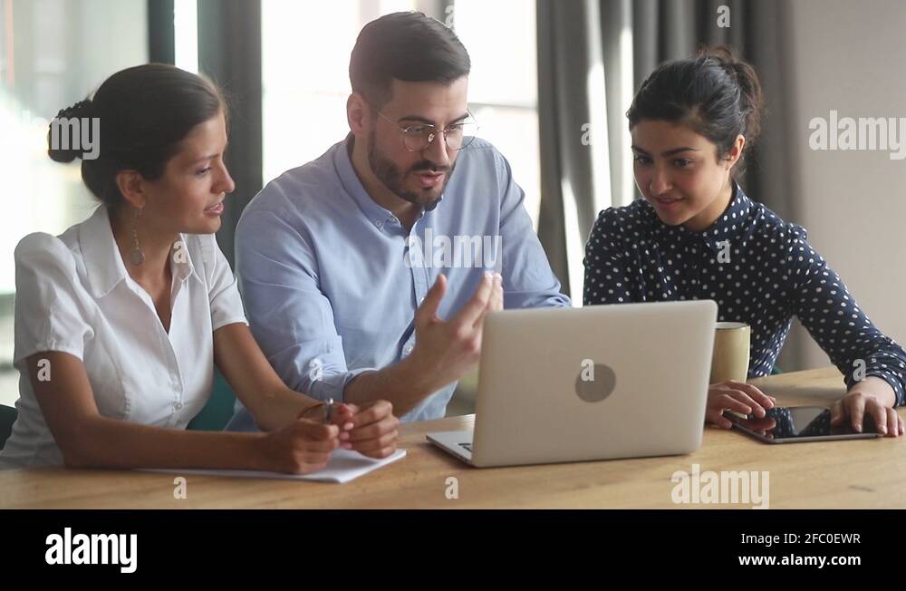 Female boss talk apprentice Stock Videos & Footage - HD and 4K Video ...