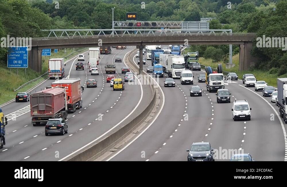 Overcrowded transport Stock Videos & Footage - HD and 4K Video Clips ...