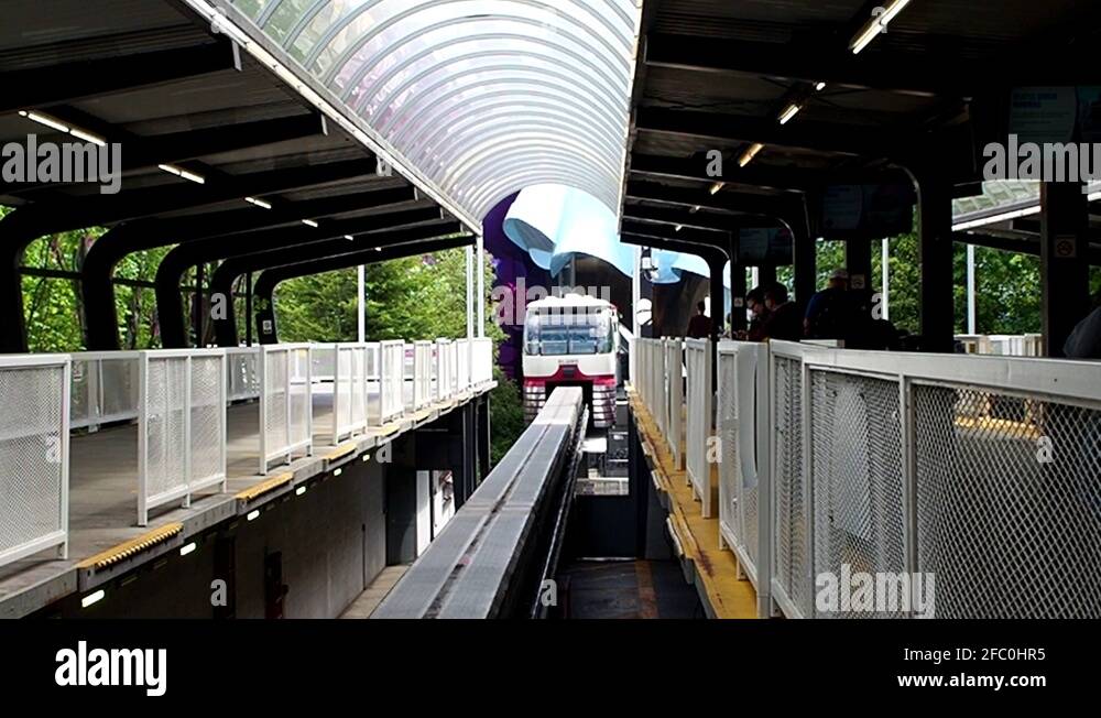 Monorail platform Stock Videos & Footage - HD and 4K Video Clips - Alamy