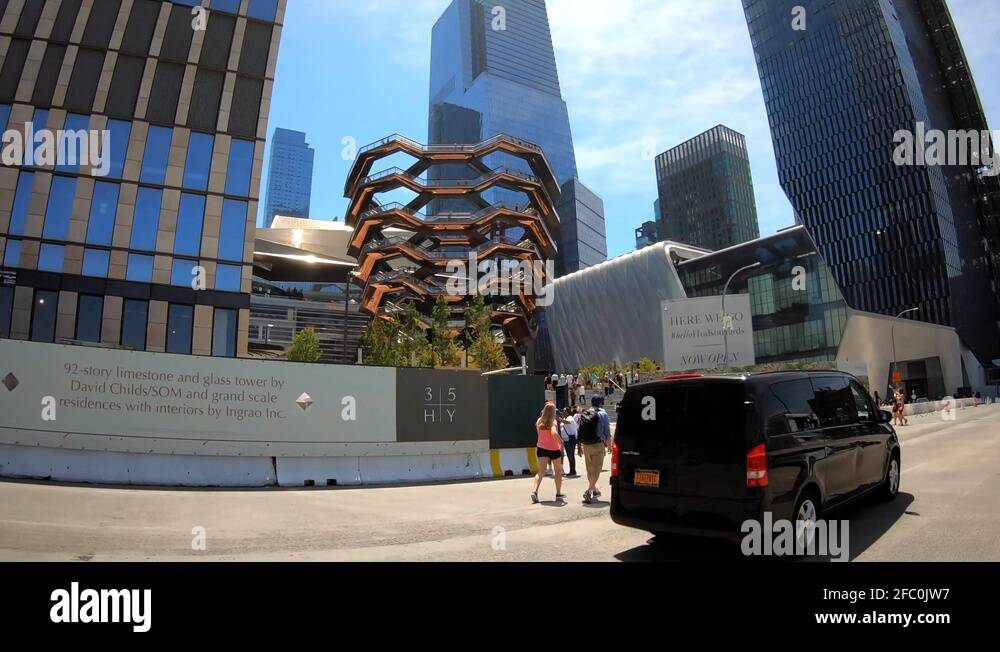 Vessel reveal Stock Videos & Footage - HD and 4K Video Clips - Alamy