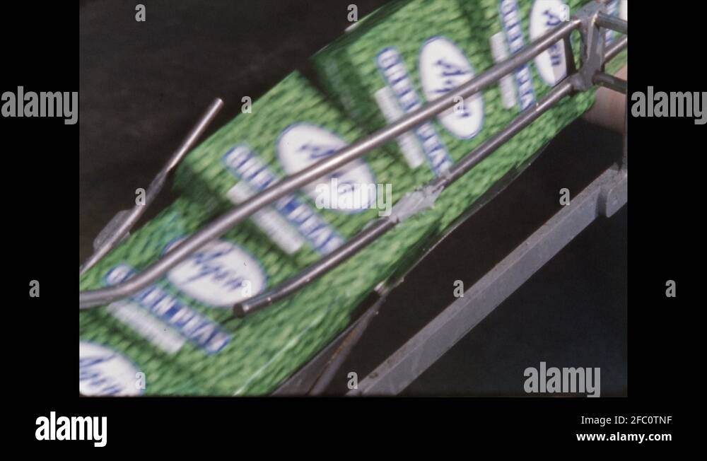 1950s packaging Stock Videos & Footage - HD and 4K Video Clips - Alamy