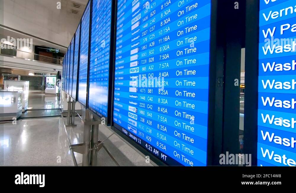Airport arrivals screen Stock Videos & Footage - HD and 4K Video Clips ...