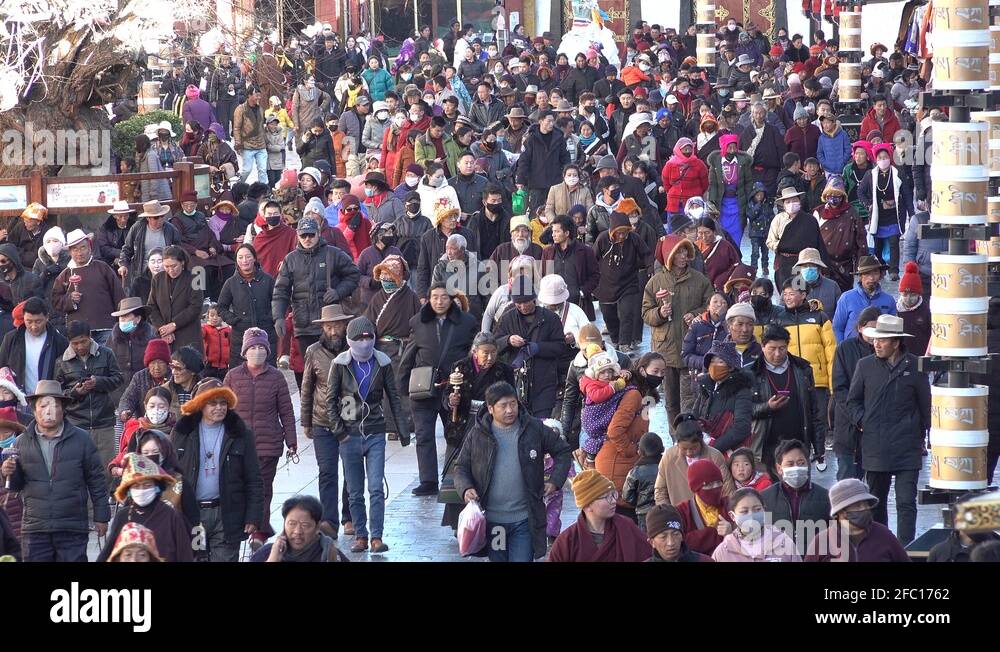 Tibetan pilgrimage Stock Videos & Footage - HD and 4K Video Clips - Alamy