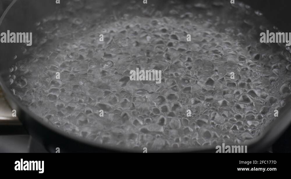 Boil water Stock Videos & Footage - HD and 4K Video Clips - Alamy