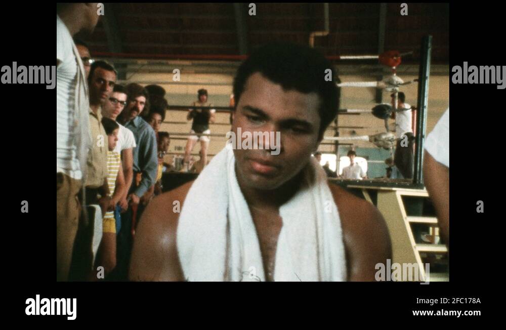 Boxing match 1970s Stock Videos & Footage - HD and 4K Video Clips - Alamy