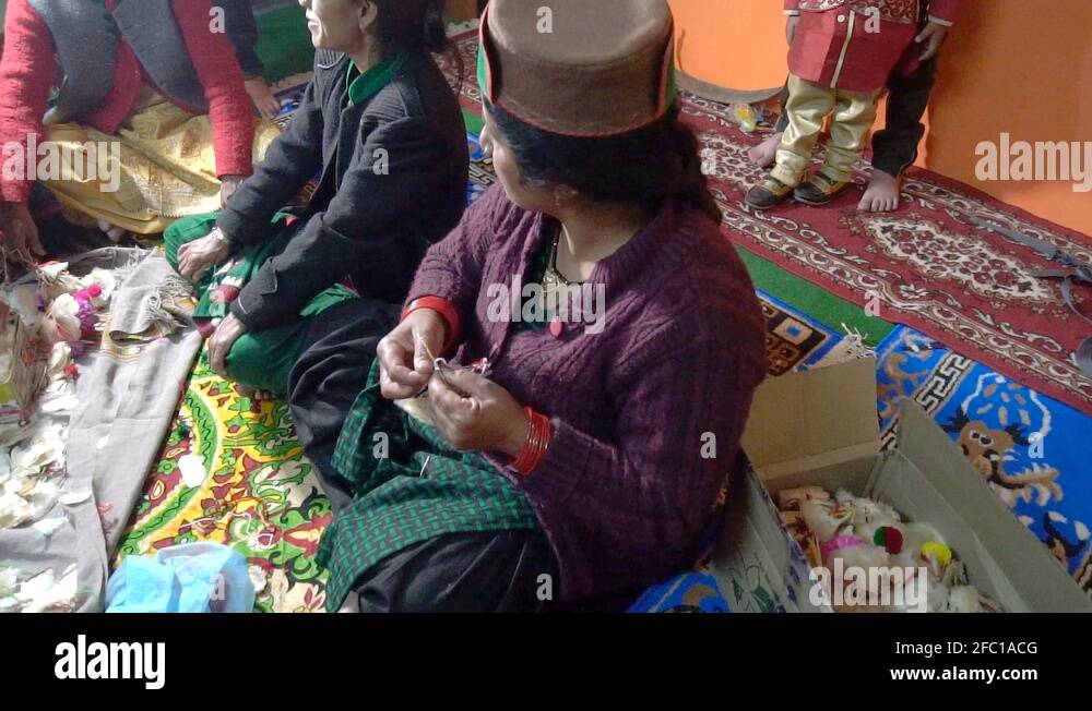 Creating stuff Stock Videos & Footage - HD and 4K Video Clips - Alamy