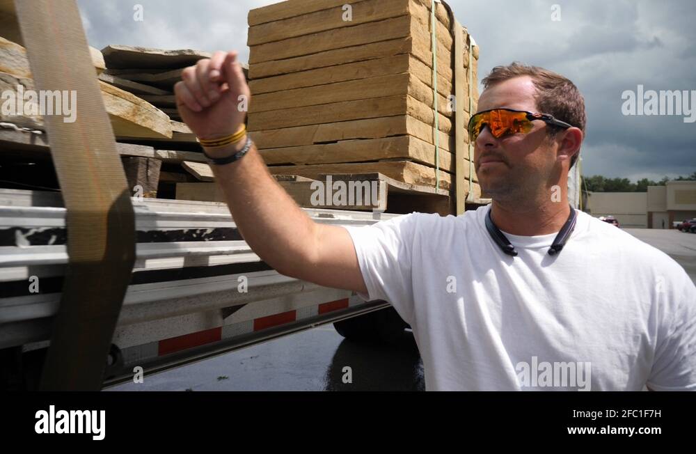 Load checking Stock Videos & Footage - HD and 4K Video Clips - Alamy