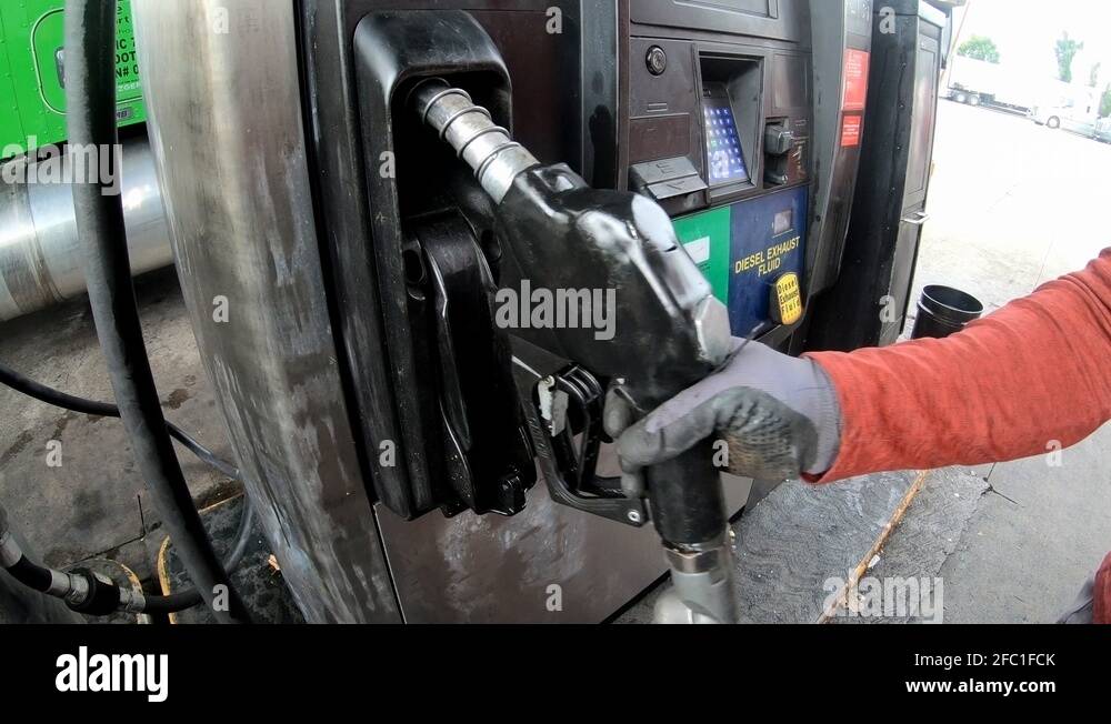 Red fuel pumps Stock Videos & Footage - HD and 4K Video Clips - Alamy