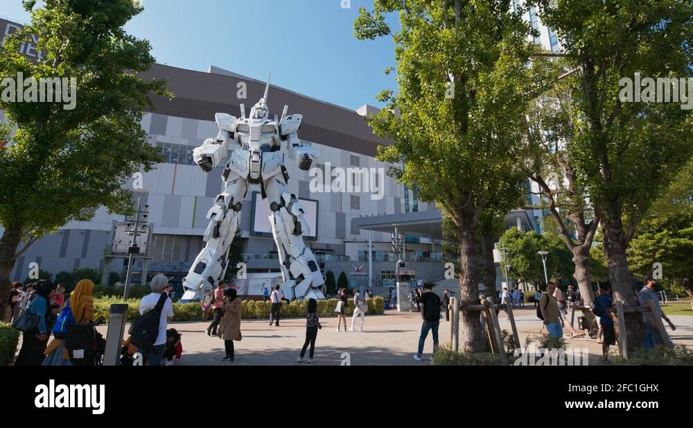 Tokyo, Japan 30 June 2019: Unicorn Gundam robot statue in odaiba Stock ...