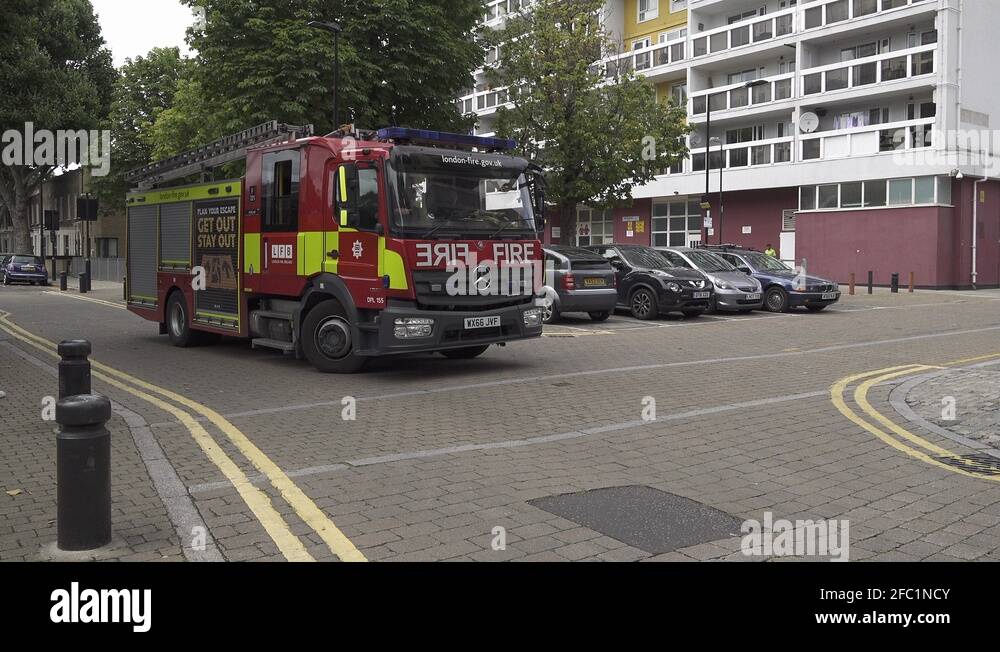 Block signalling Stock Videos & Footage - HD and 4K Video Clips - Alamy