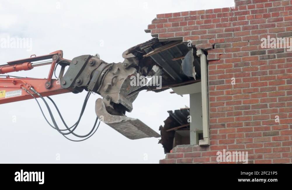 Demolition grab Stock Videos & Footage - HD and 4K Video Clips - Alamy
